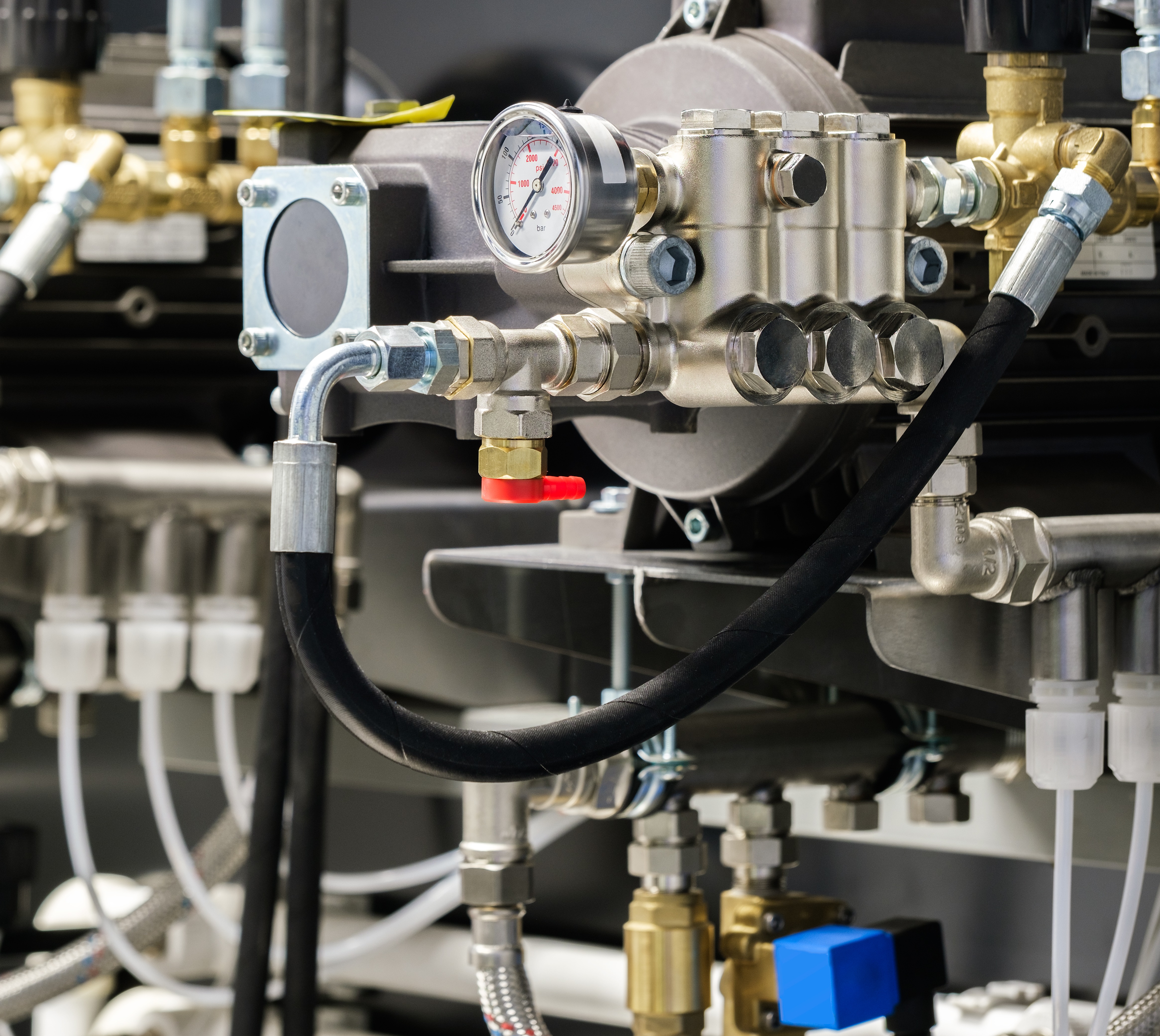 Electrostatic Discharge (ESD) in Hydraulic Systems